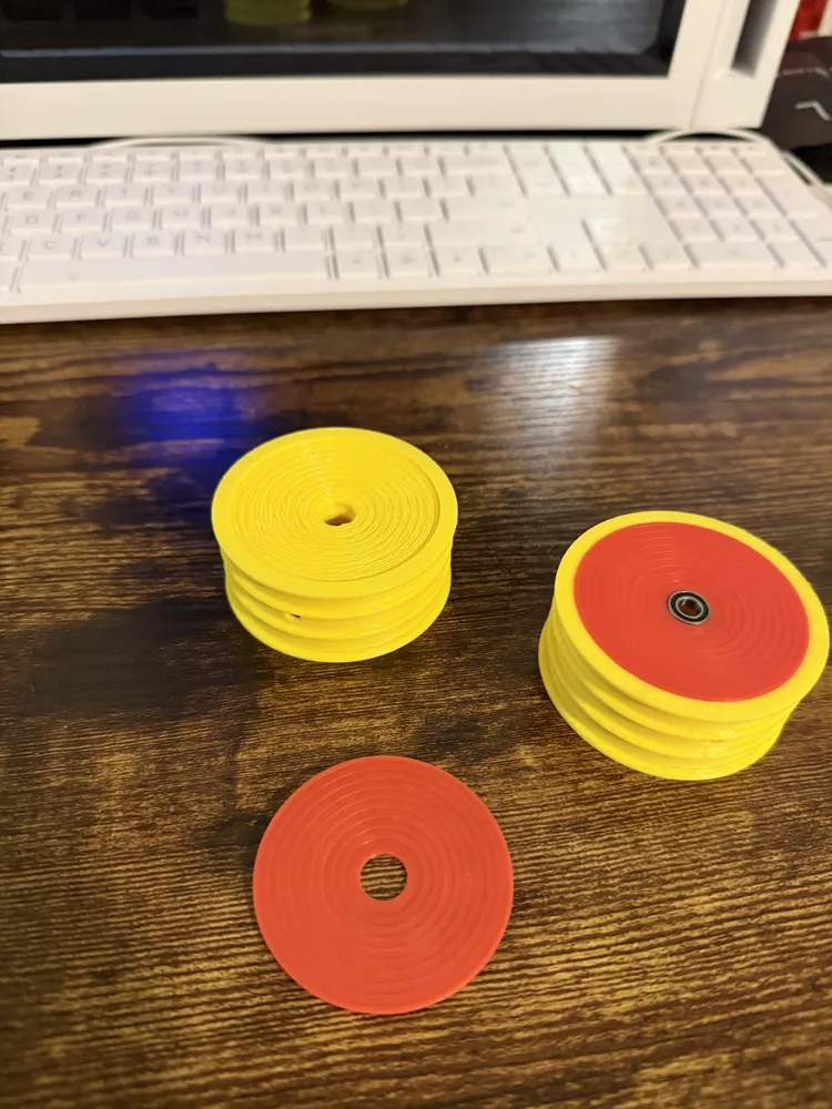 RC10 Front Wheel, 2-piece - Free 3D Print Model - MakerWorld