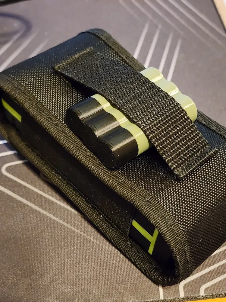 3 x AAA battery storage pack - Free 3D Print Model - MakerWorld