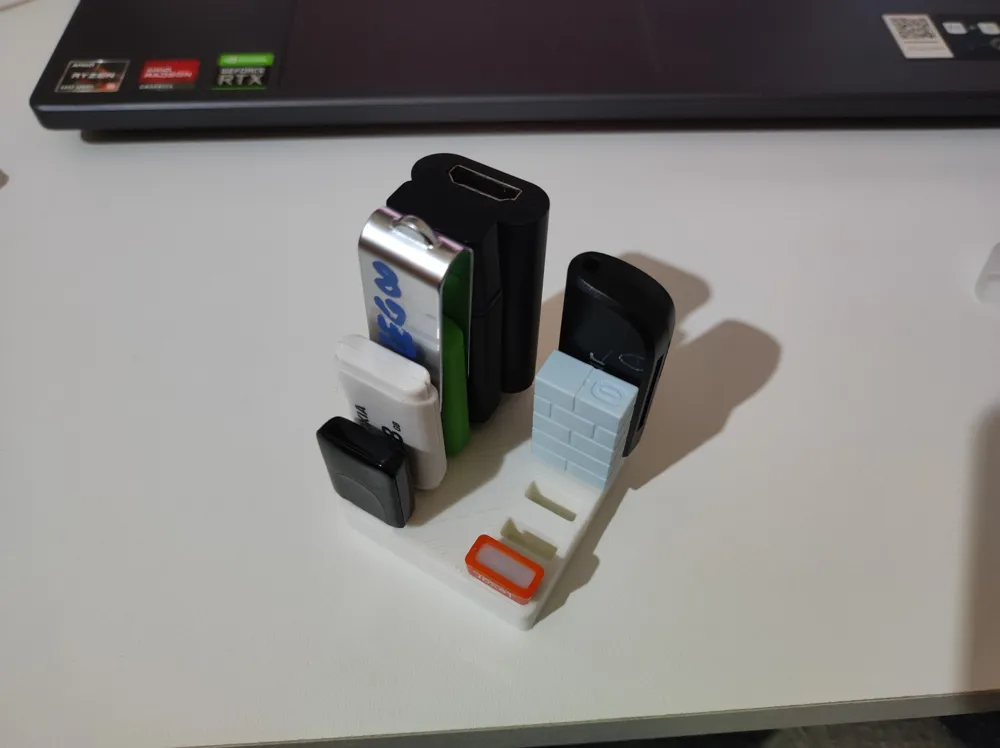 USB Holder - Free 3D Print Model - MakerWorld