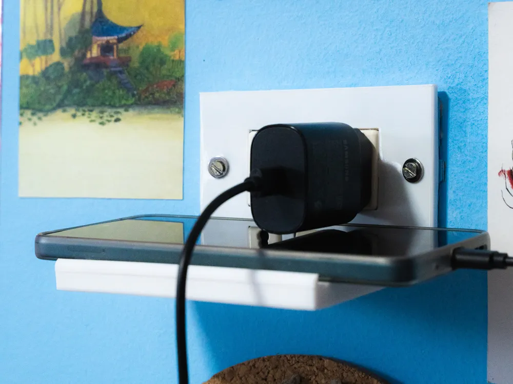 European / Italian Outlet cover with shelf! - Free 3D Print Model ...