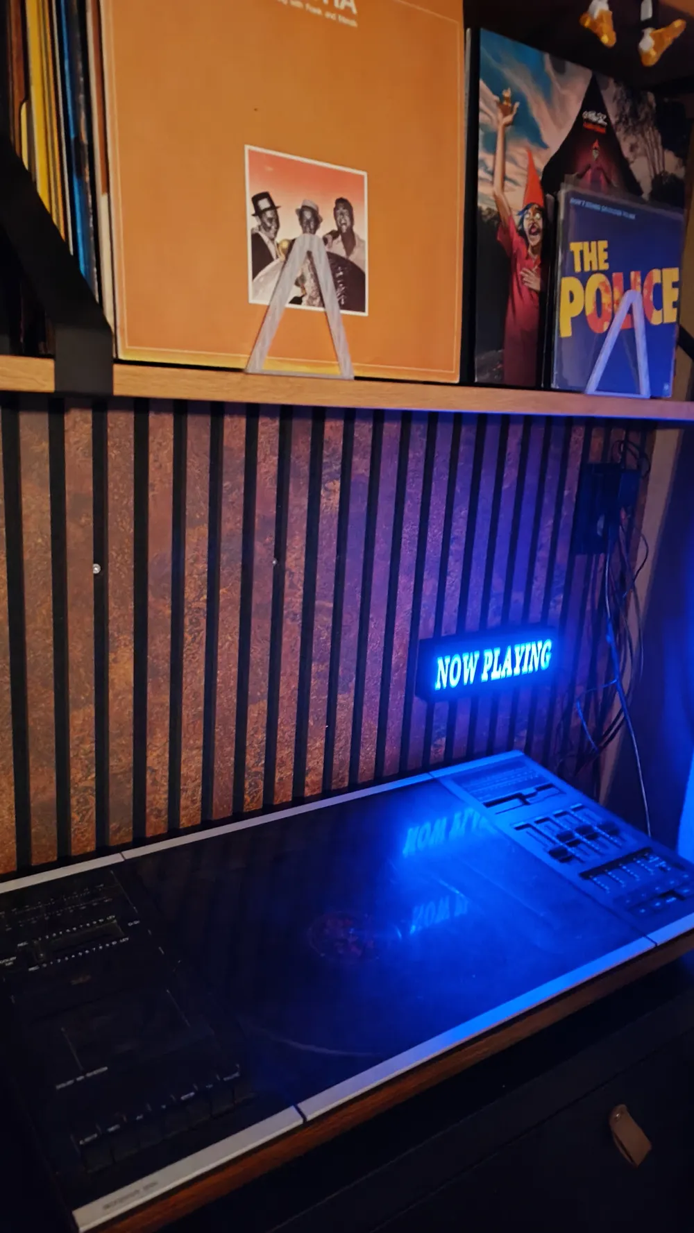 "Now Playing" lightbox for vinyl & record corner - Free 3D Print Model ...