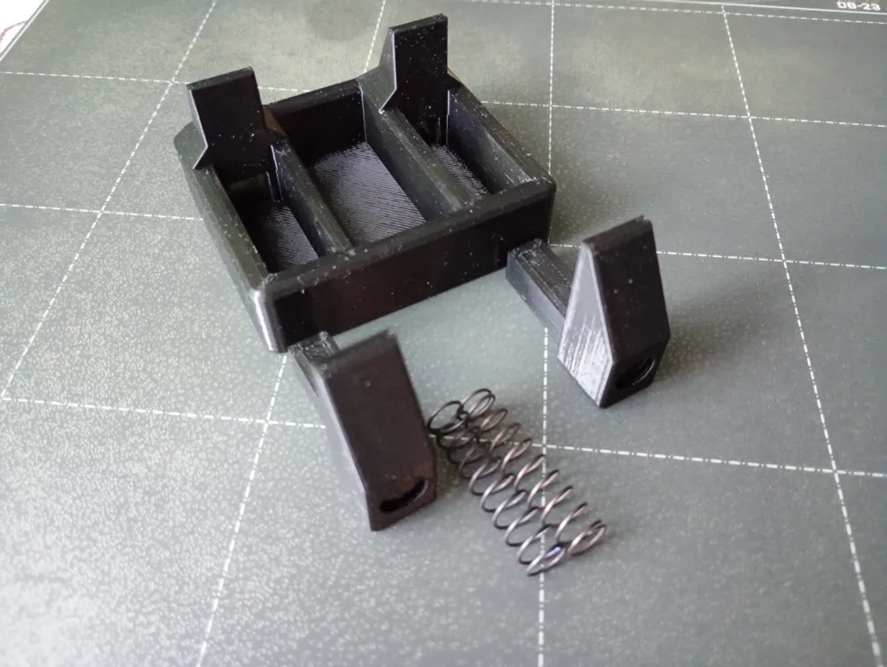 Clamp holder for soldering - Free 3D Print Model - MakerWorld