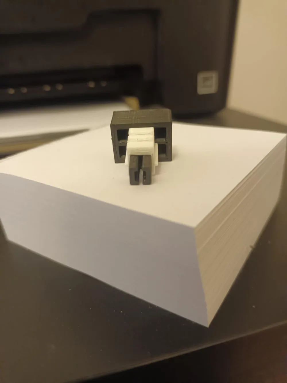 Unitra Aria radio Button - Free 3D Print Model - MakerWorld