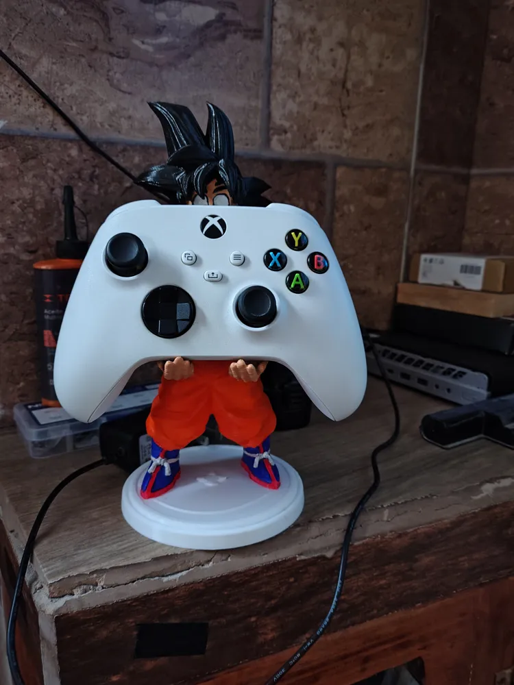 Goku Xbox stand - Free 3D Print Model - MakerWorld