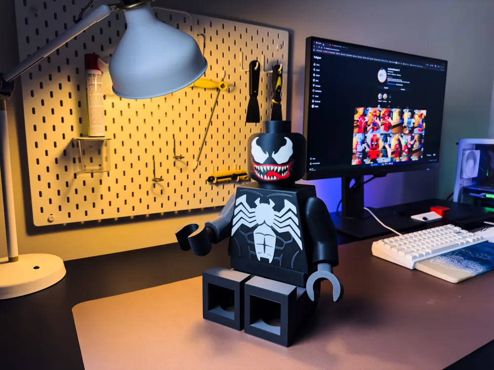 Venom FREE Modular Figure - Free 3D Print Model - MakerWorld