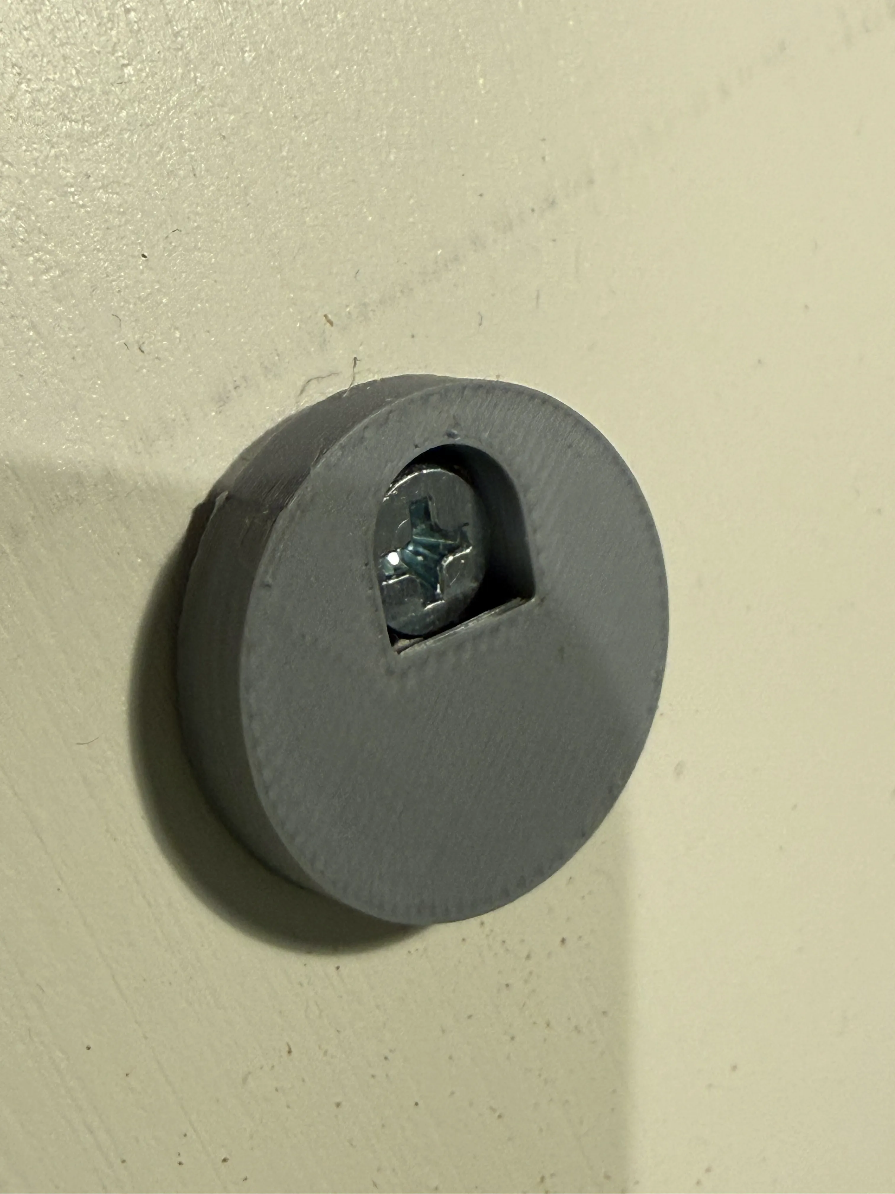 Keyhole screw mount - negative and adjuster - Free 3D Print Model ...