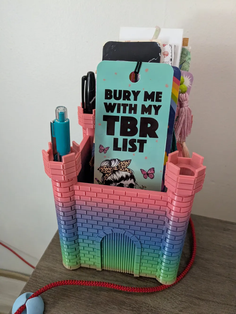 Castle Bookmark and Pen Holder - Free 3D Print Model - MakerWorld