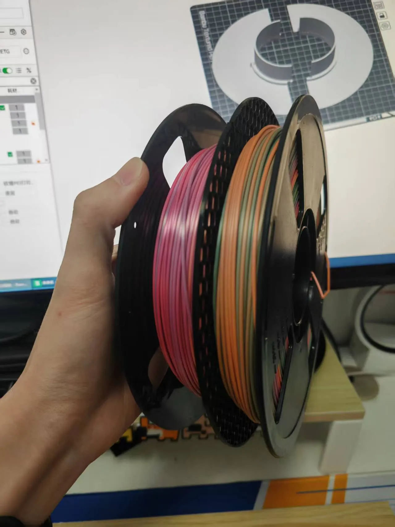 Unofficial Spool Divider - Free 3D Print Model - MakerWorld