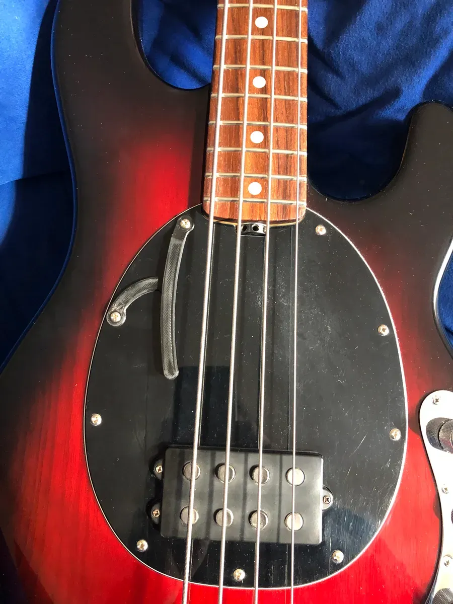 Musicman stingray bass thumb rest - Free 3D Print Model - MakerWorld