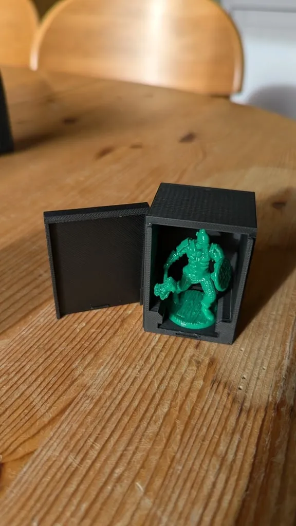 D&D Boîte à Miniatures - Modèle d'Impression 3D Gratuit - MakerWorld