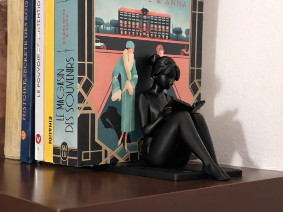 Reading Woman Bookend Elegant Statue for Bookshelf - Free 3D Print ...