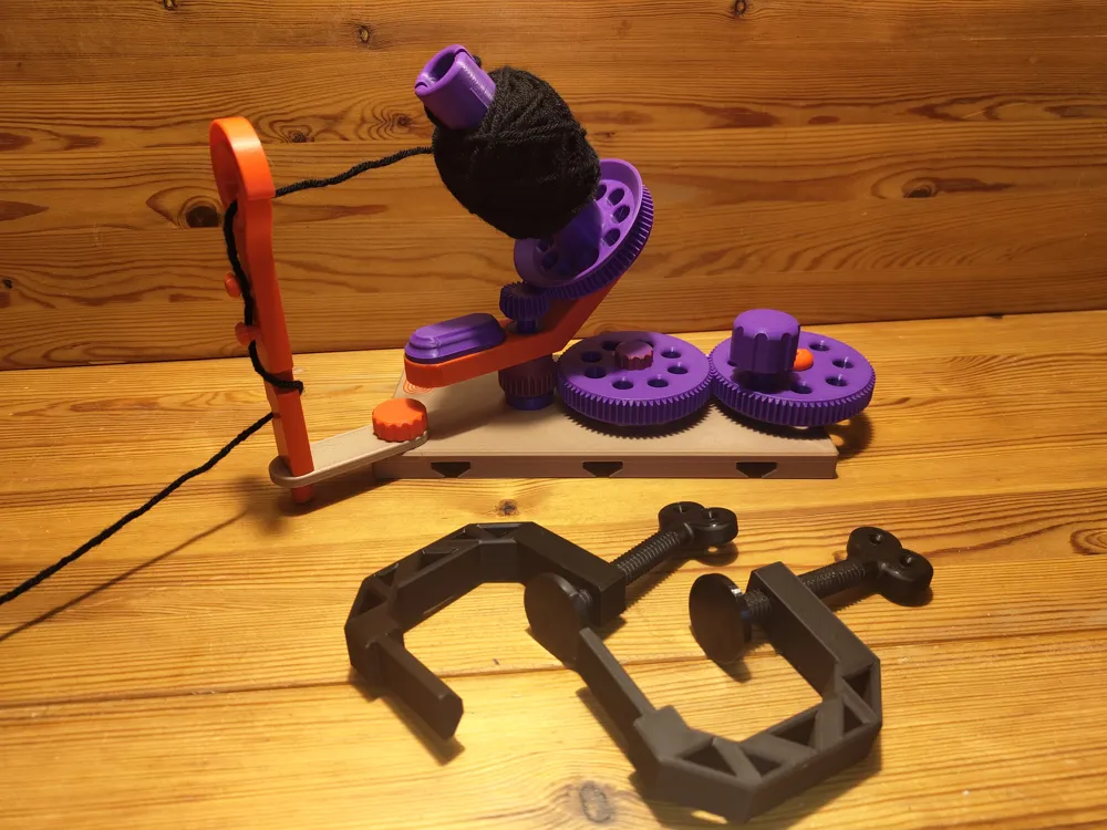3D-Printed Yarn Winder – Gear- Driven Easy-Print - Free 3D Print Model ...
