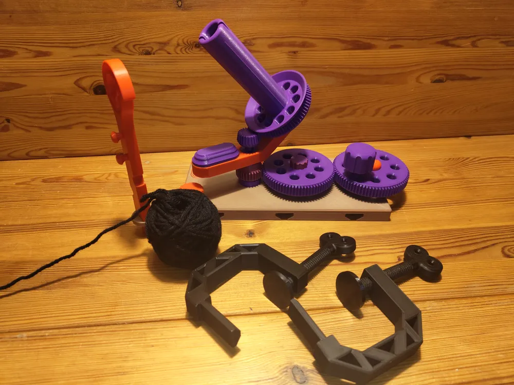 3D-Printed Yarn Winder – Gear- Driven Easy-Print - Free 3D Print Model ...