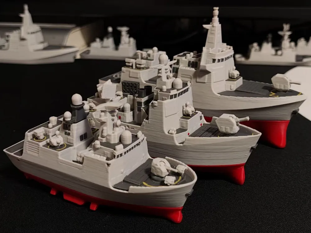 054A Fregattenjunge Klebstofffreies Montagespielzeug Q-Version 054A ...