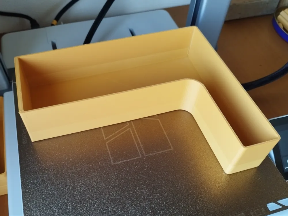 Hintere Ablage für A1 (rechts) – Kostenloses 3D-Druckmodell – MakerWorld