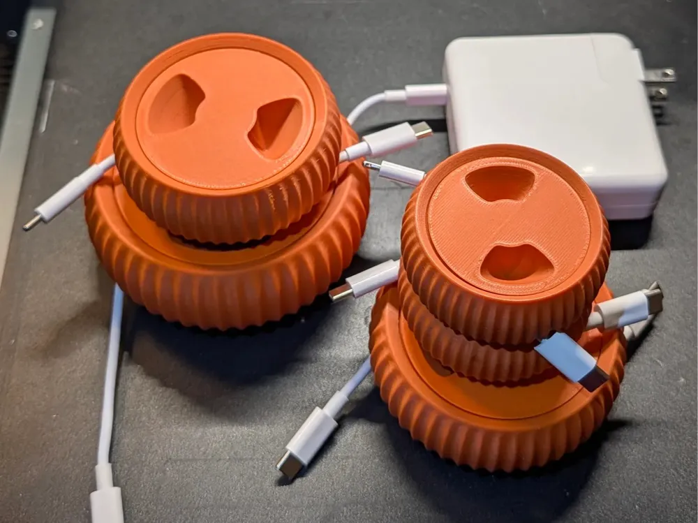 Print-in-Place Cable Roller | Desk Cable Organizer - Free 3D Print ...