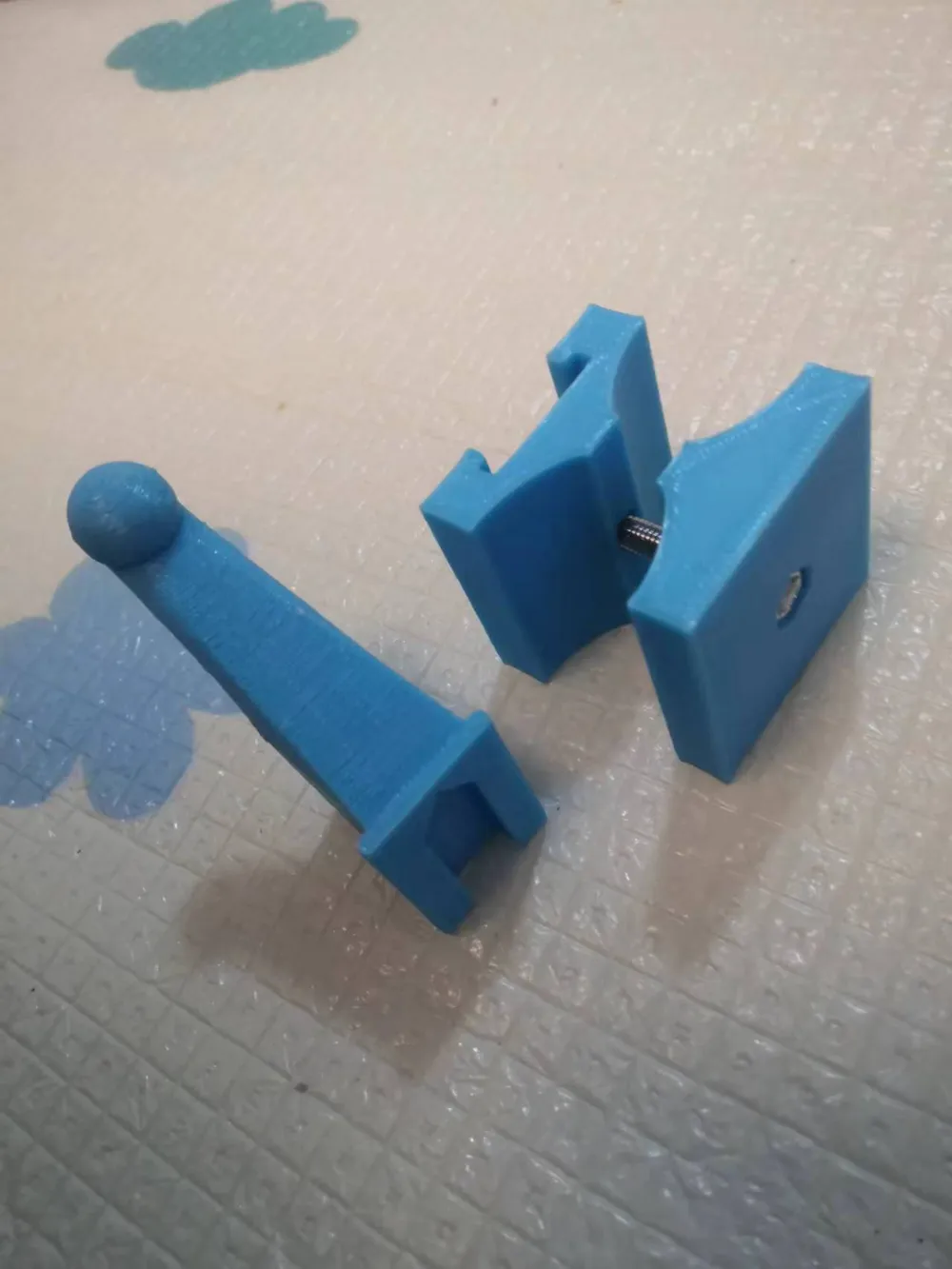 Vertical Radiator Hook - Free 3D Print Model - MakerWorld