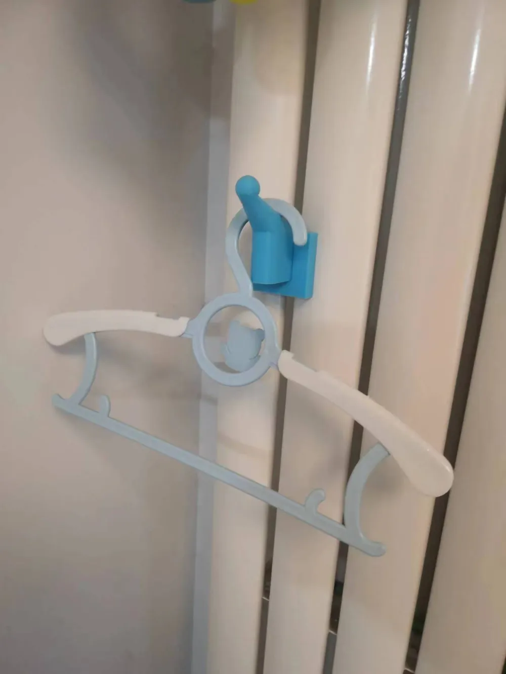 Vertical Radiator Hook - Free 3D Print Model - MakerWorld