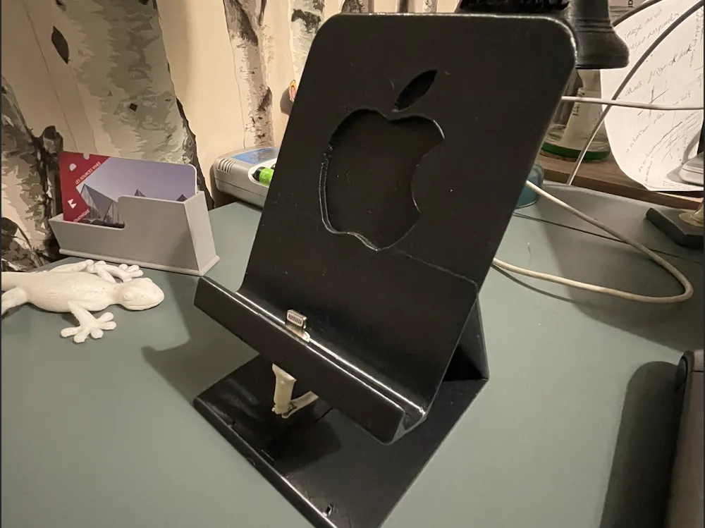 Apple iPhone Stand - Free 3D Print Model - MakerWorld