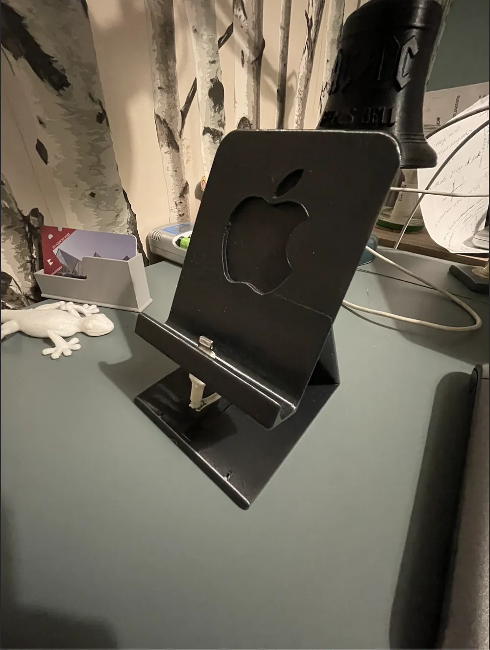 Apple iPhone Stand - Free 3D Print Model - MakerWorld