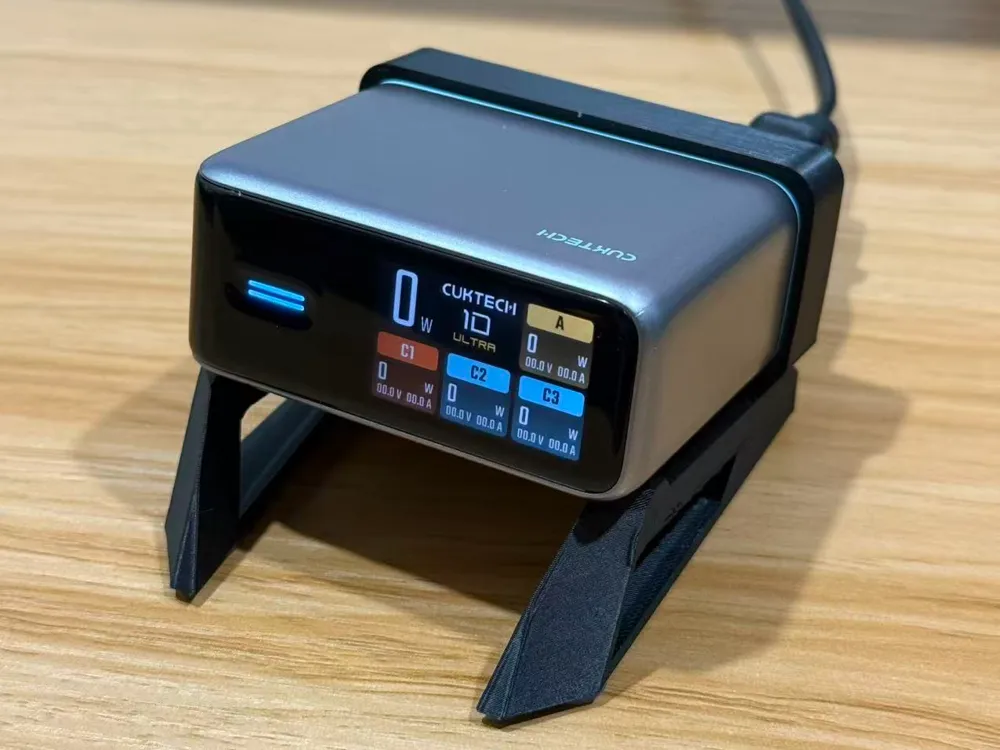 CukTech 10 Ultra Super Power Bank Desktop-Dock – Kostenloses 3D ...