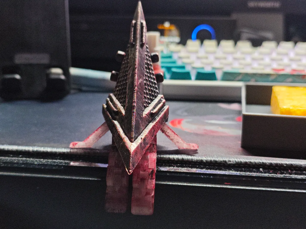 Silent Hill - Pyramid Head (Hinged Noodle Topper) - Free 3D Print Model ...