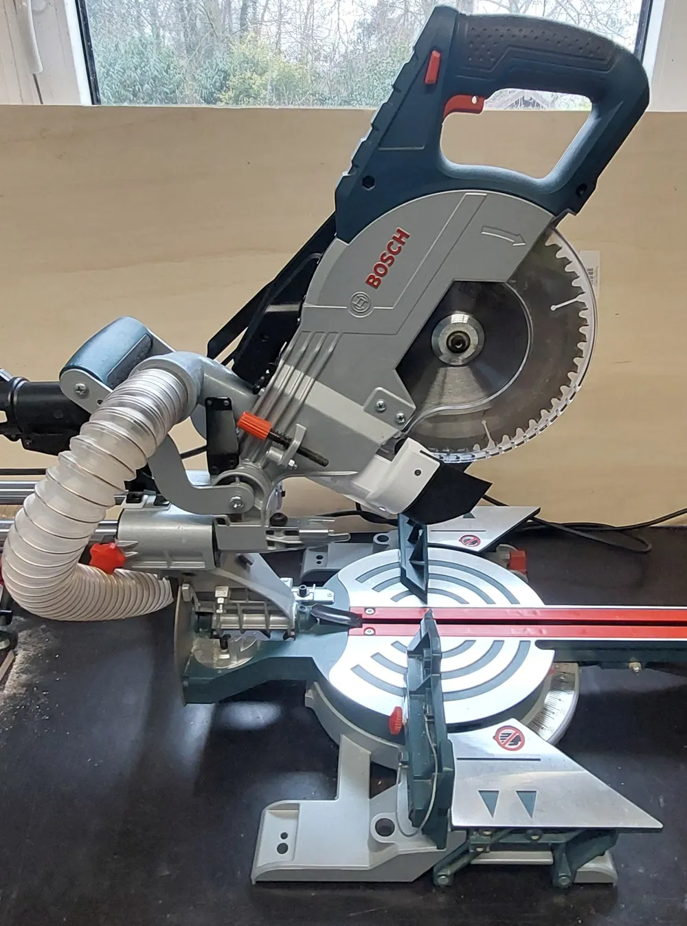 Dust Extraction for Bosch GCM 8 SJL Professional Miter Saw - Free 3D ...