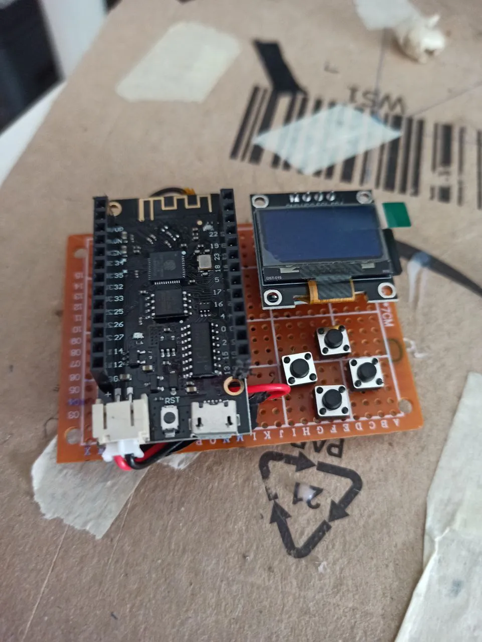 ESP32 Lolin 32 Lite case 5x7 cm - Free 3D Print Model - MakerWorld