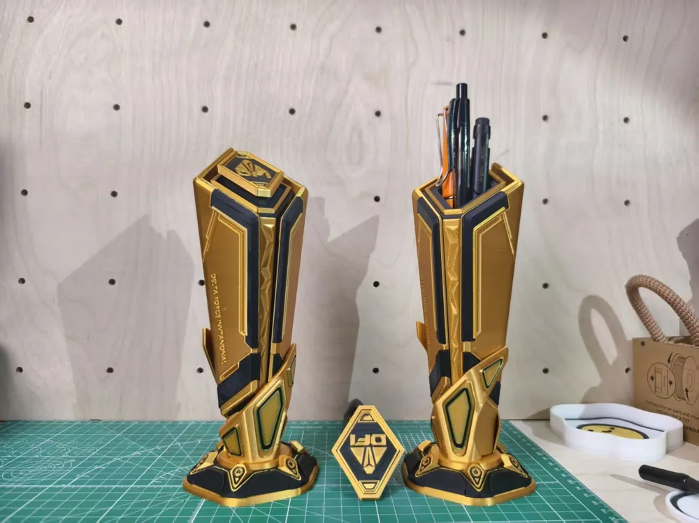 Battlefire Pen Holder - Delta Action - Free 3D Print Model - MakerWorld
