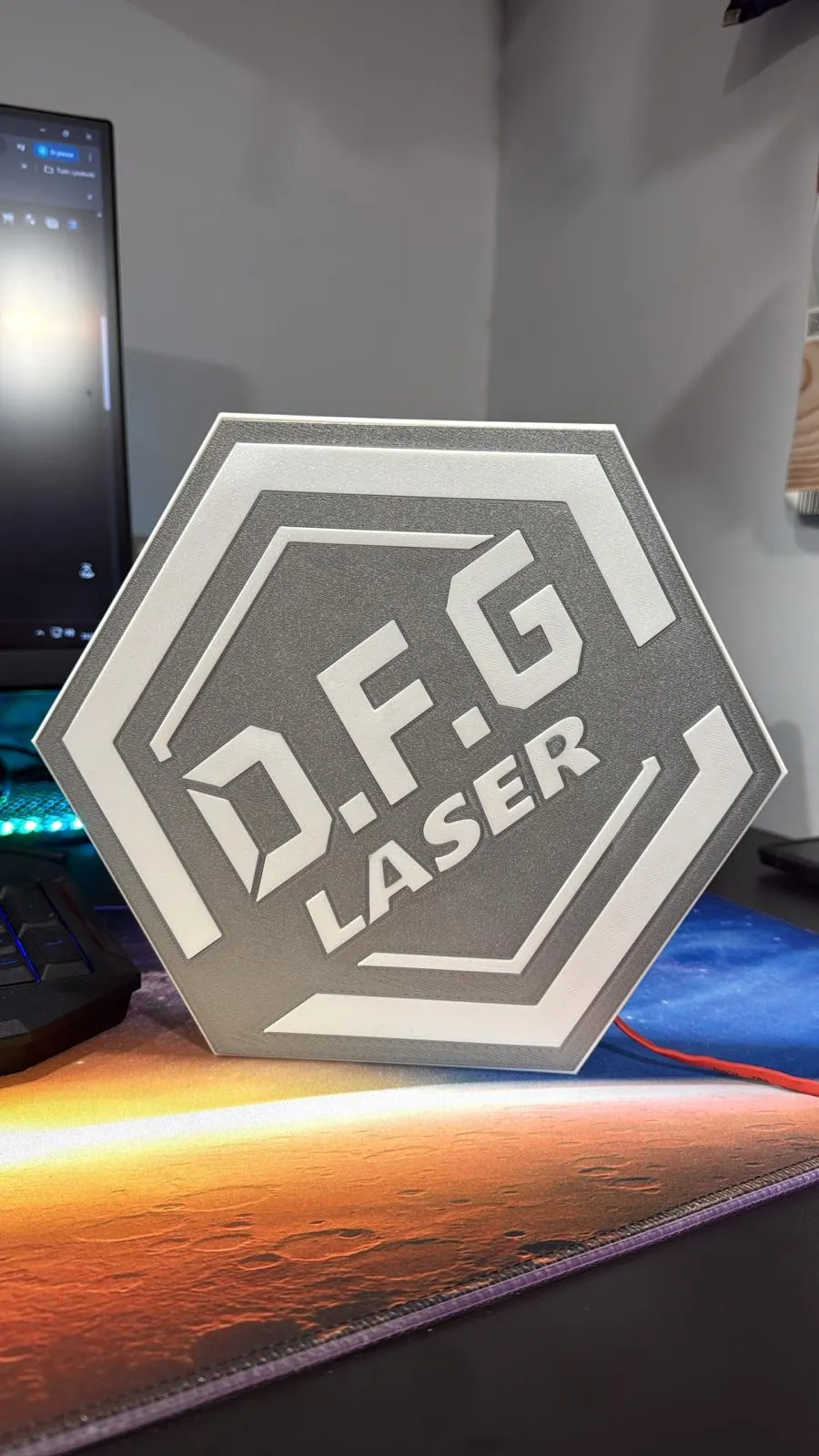 D.F.G laser LED lamp - Free 3D Print Model - MakerWorld