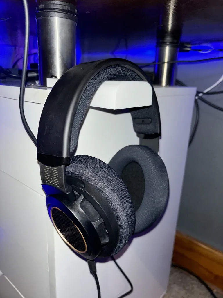 Headset Holder IKEA (Knock-off) - Free 3D Print Model - MakerWorld