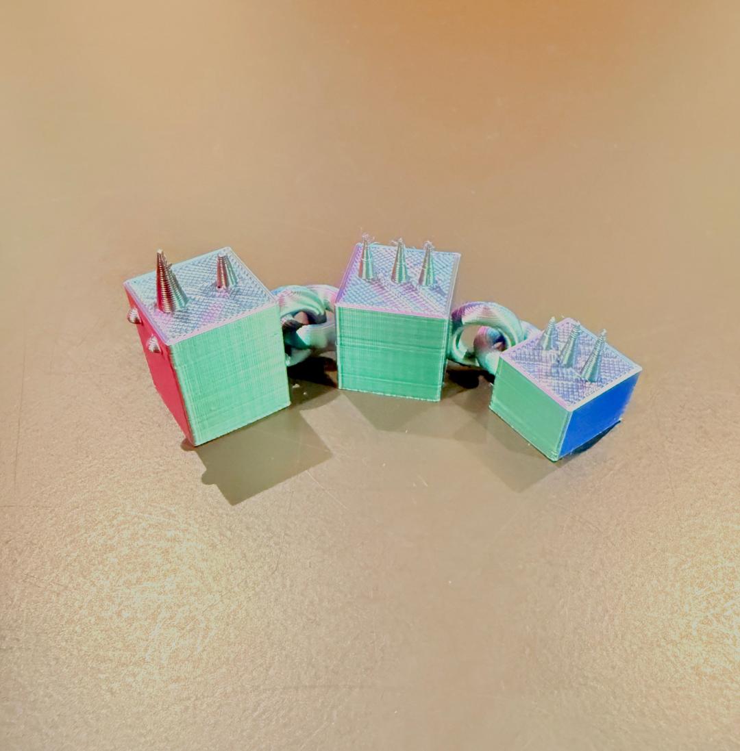 Spiky Flexi Cube Snake - Free 3D Print Model - MakerWorld