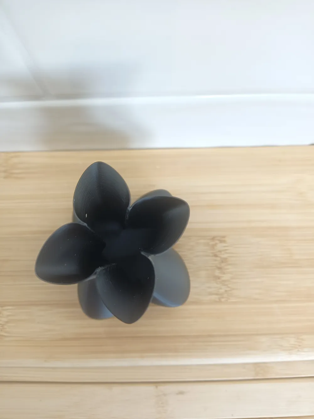 Flower Vase - Free 3D Print Model - MakerWorld