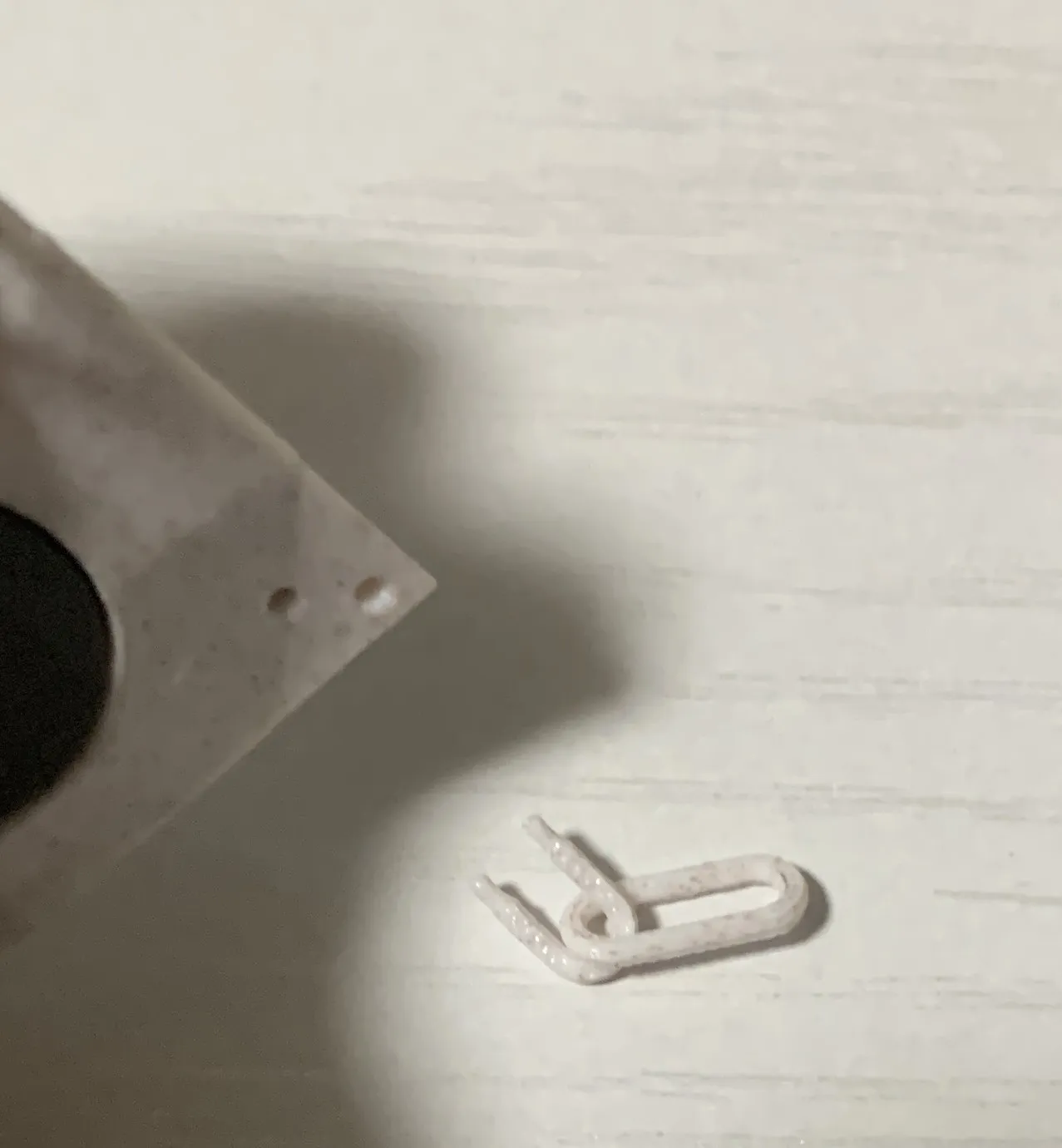Mini Floating Pyramid (Magnet) - Free 3D Print Model - MakerWorld