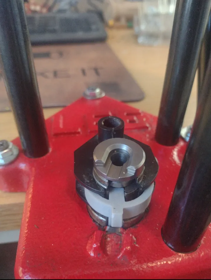 Lee Classic Turret Ram Cover - Free 3D Print Model - MakerWorld