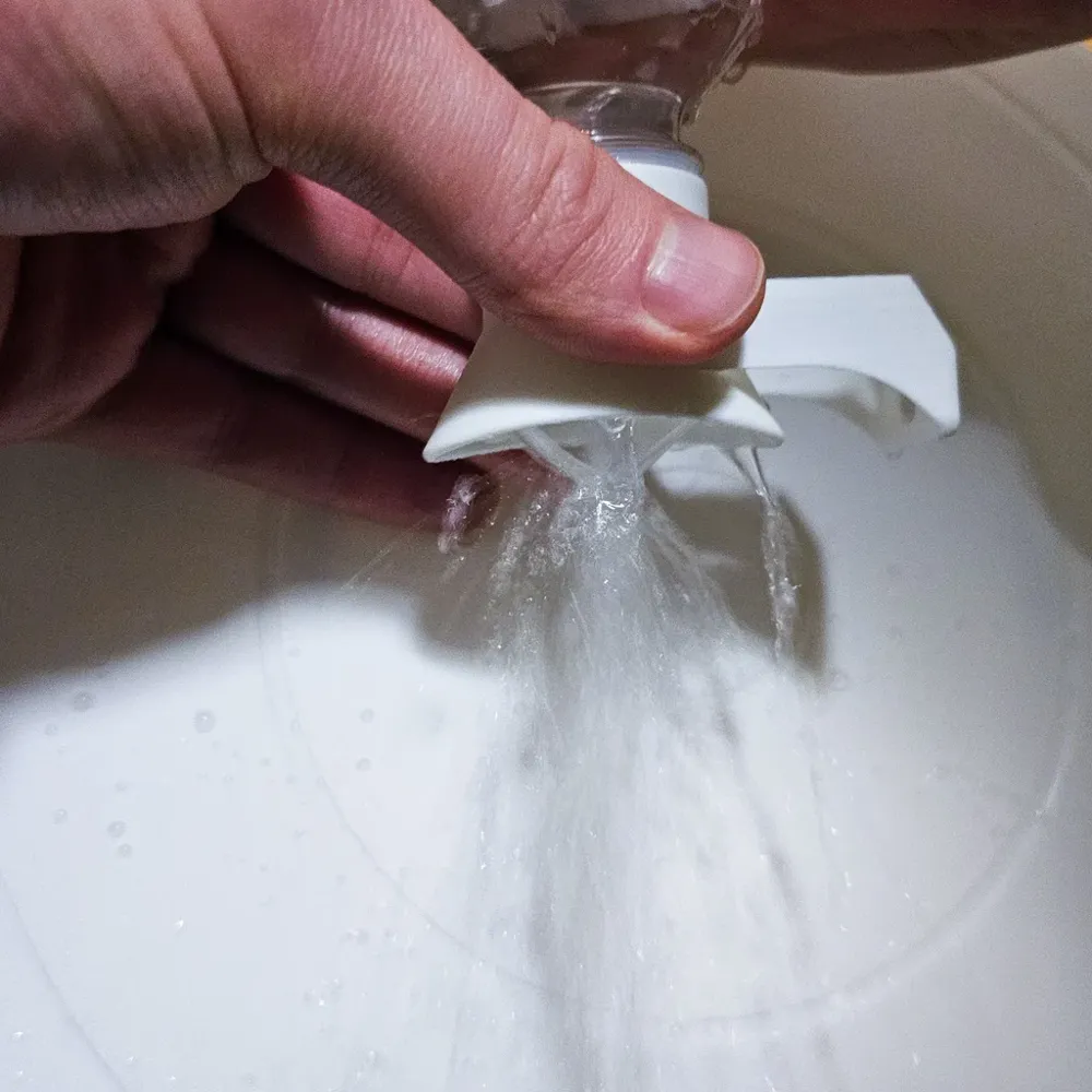 High Surface Spray Eye Wash w/ Snug-Fit Adapter - Free 3D Print Model ...