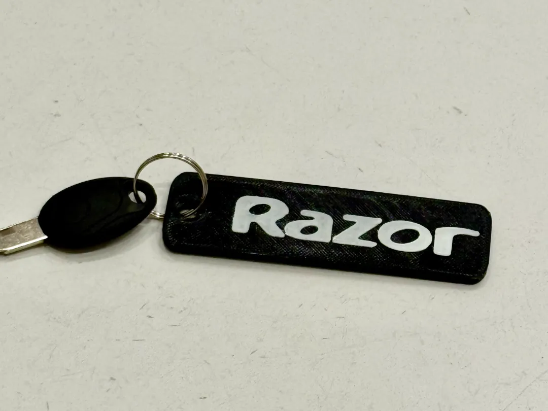 Razor Keytag/Keychain (No Ams needed) - Free 3D Print Model - MakerWorld
