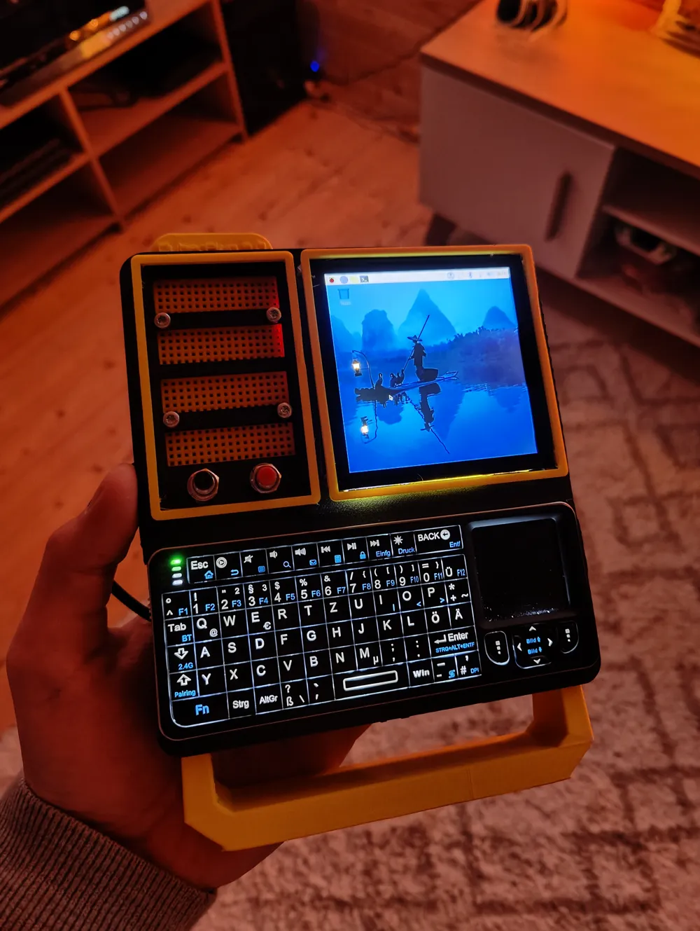 Handheld Foldable Cyberdeck (CyberPlug 3.0) - Free 3D Print Model ...