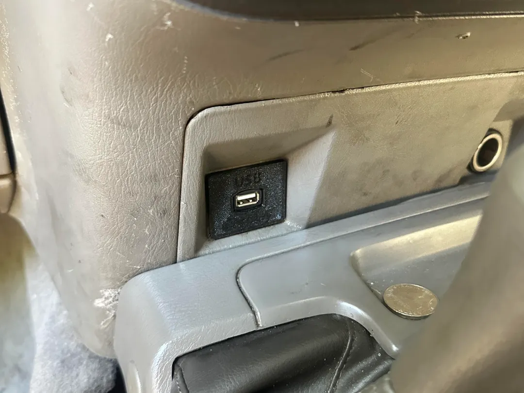 Gu patrol USB holder for carplay - Free 3D Print Model - MakerWorld
