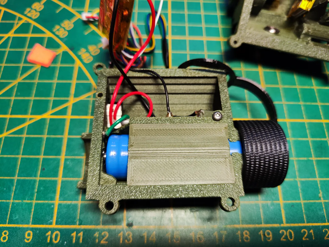 Monocolo PVS 420 a visione termica 50Hz 18650 - Modello di stampa 3D ...