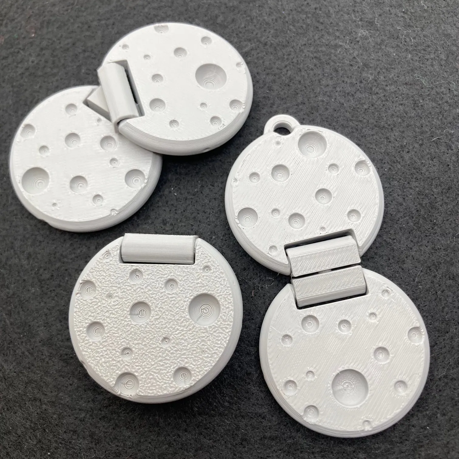 Moon Lunar Slider + Flip Fidget (Print in Place) - Free 3D Print Model ...