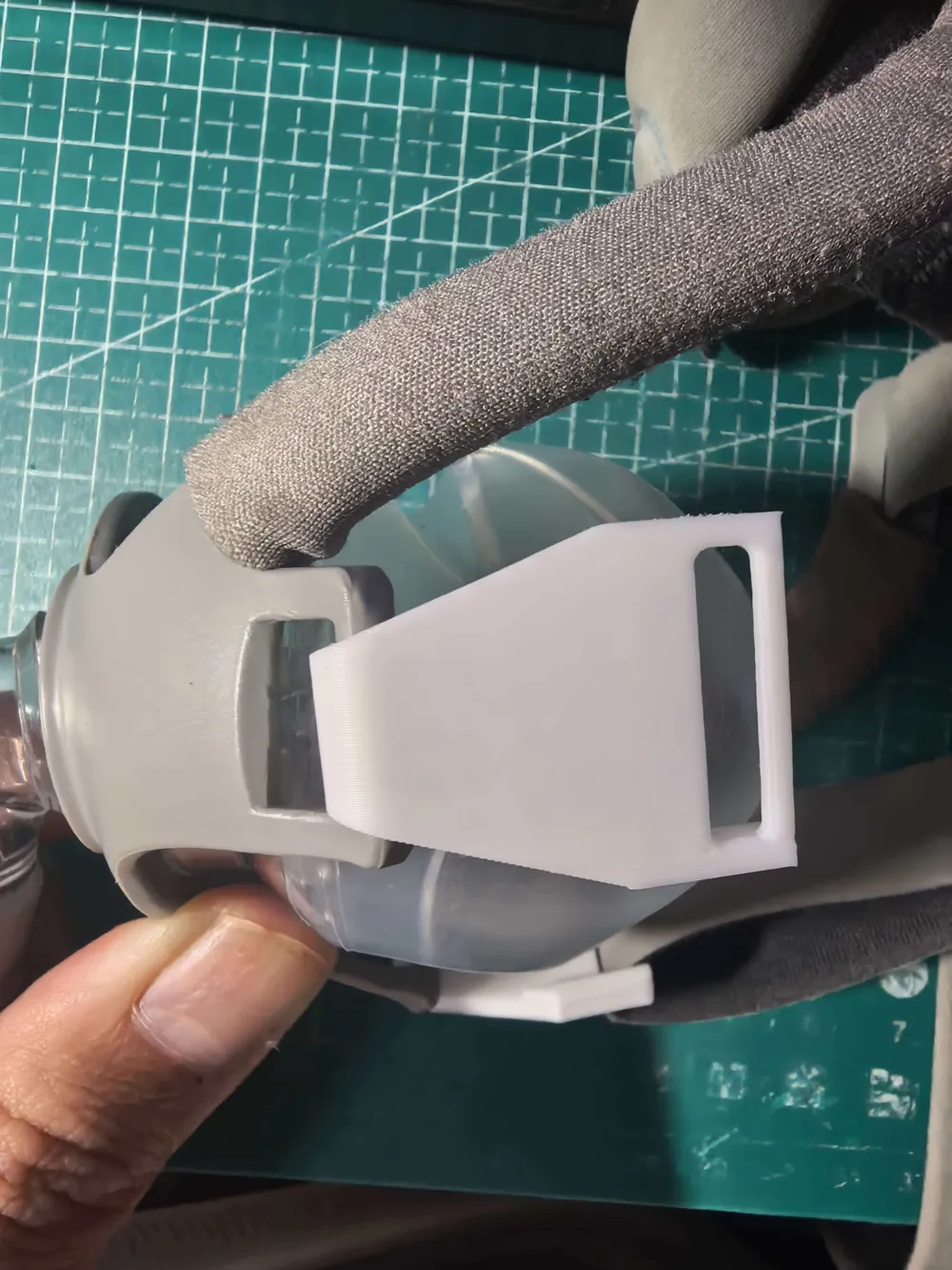 CPAP Mask Strap Retainer Clip - Free 3D Print Model - MakerWorld