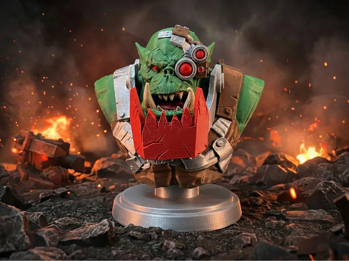 Space Marine Orks Warboss Grimskull Display - Free 3D Print Model ...