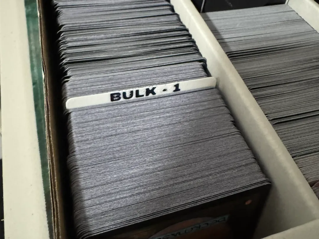 Parametric TCG Card Divider - Free 3D Print Model - MakerWorld