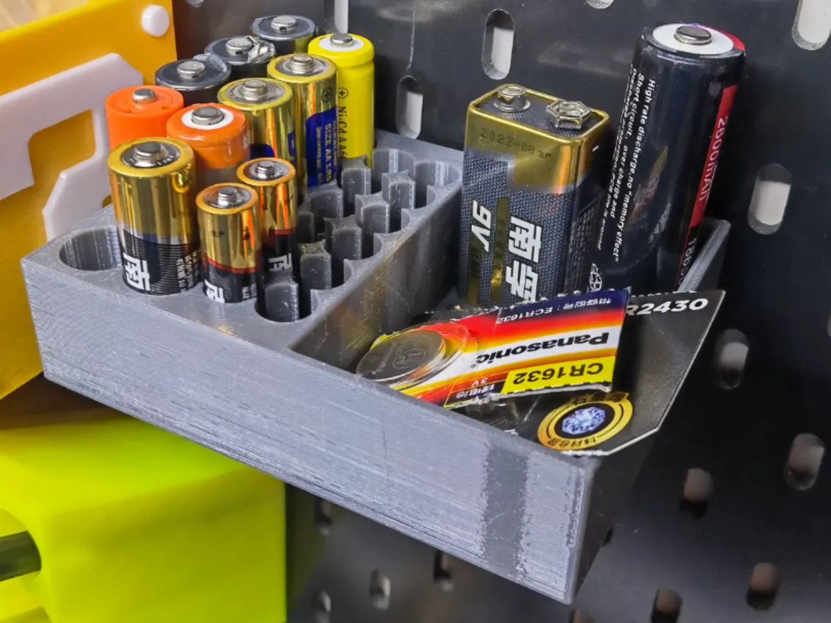 Skadis IKEA Pegboard Battery Holder - Free 3D Print Model - MakerWorld