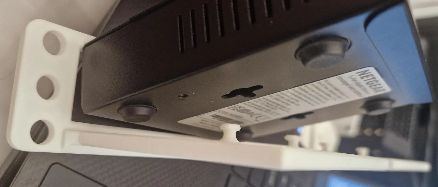 Netgear GS305 and Mikrotik Hex S rack mount - Free 3D Print Model ...