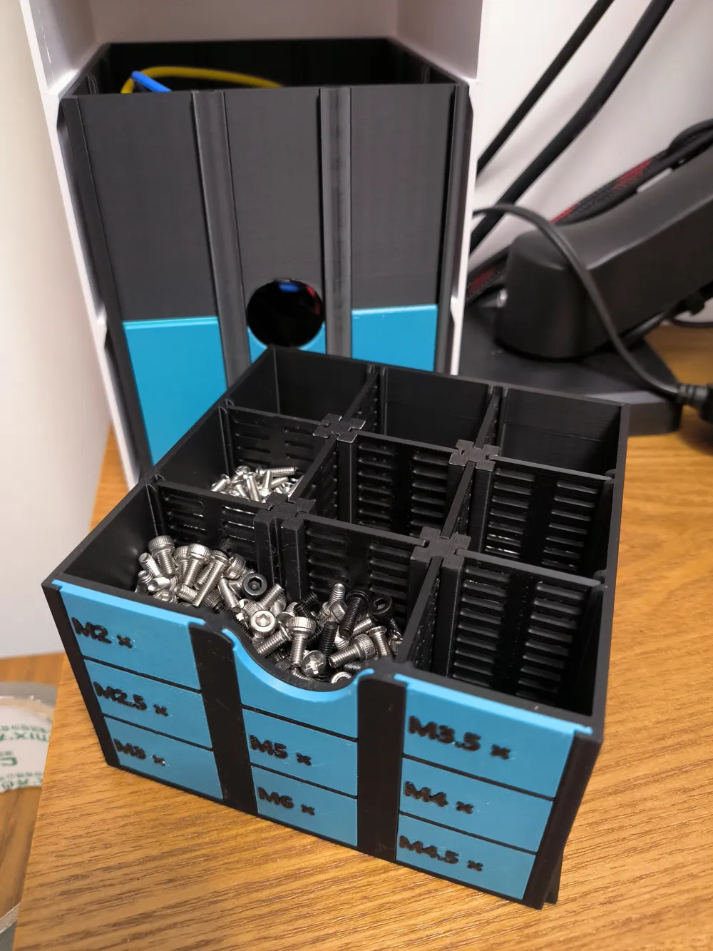 Expandable Parts Organizer - Free 3D Print Model - MakerWorld