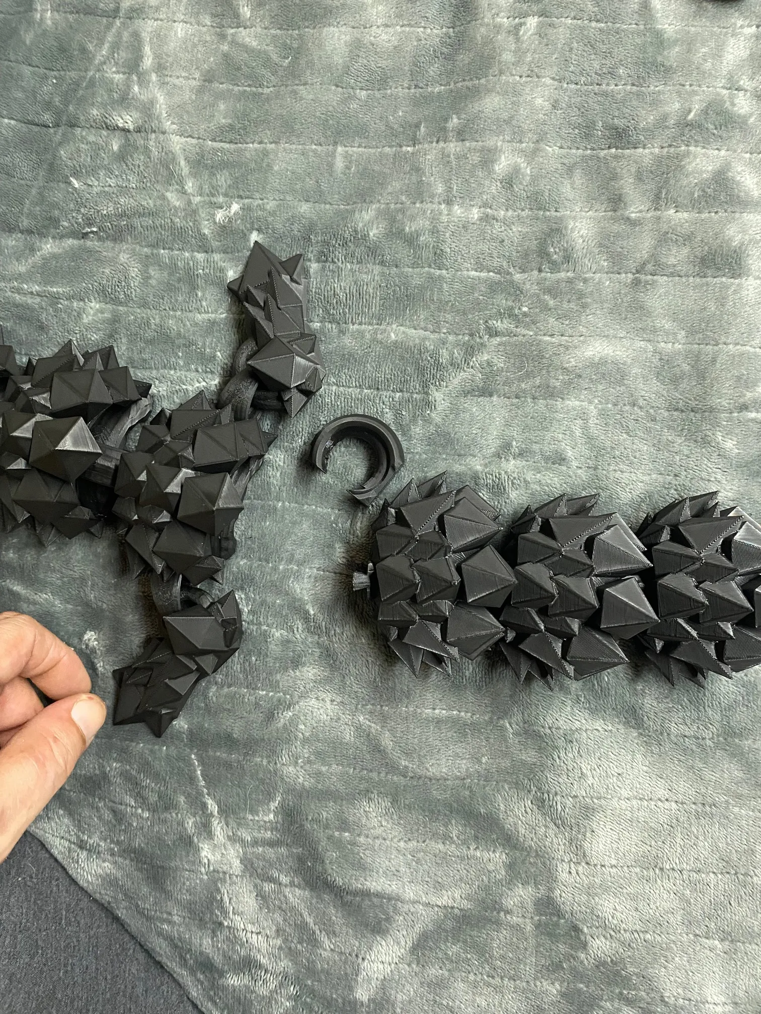 Giant Wing Dragon 350% - Free 3D Print Model - MakerWorld