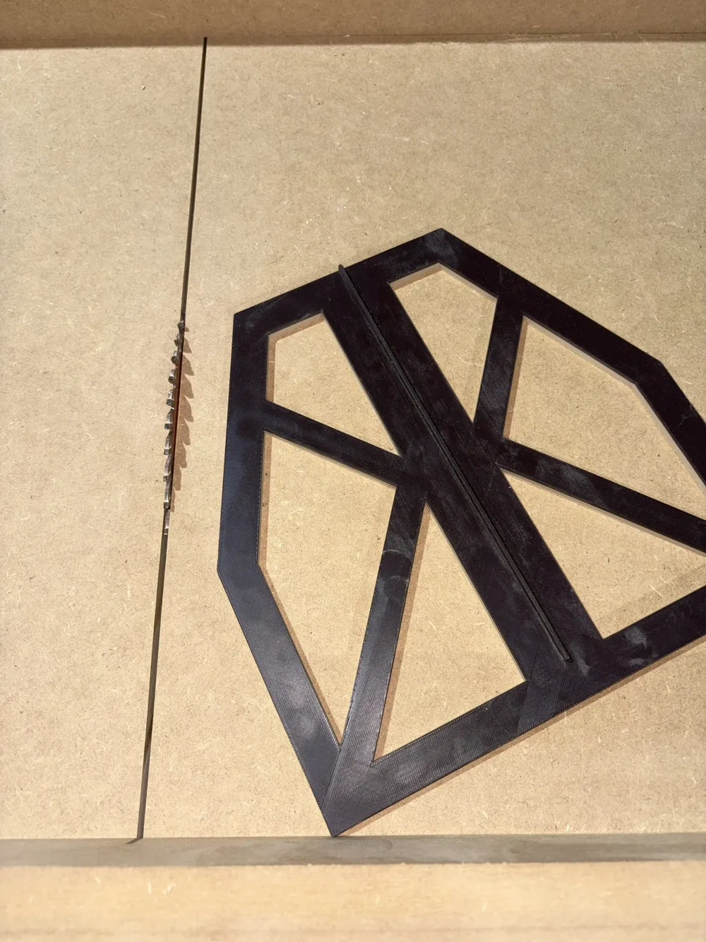 Cross Cut Sled Fence Jig (thin kerf) - Free 3D Print Model - MakerWorld