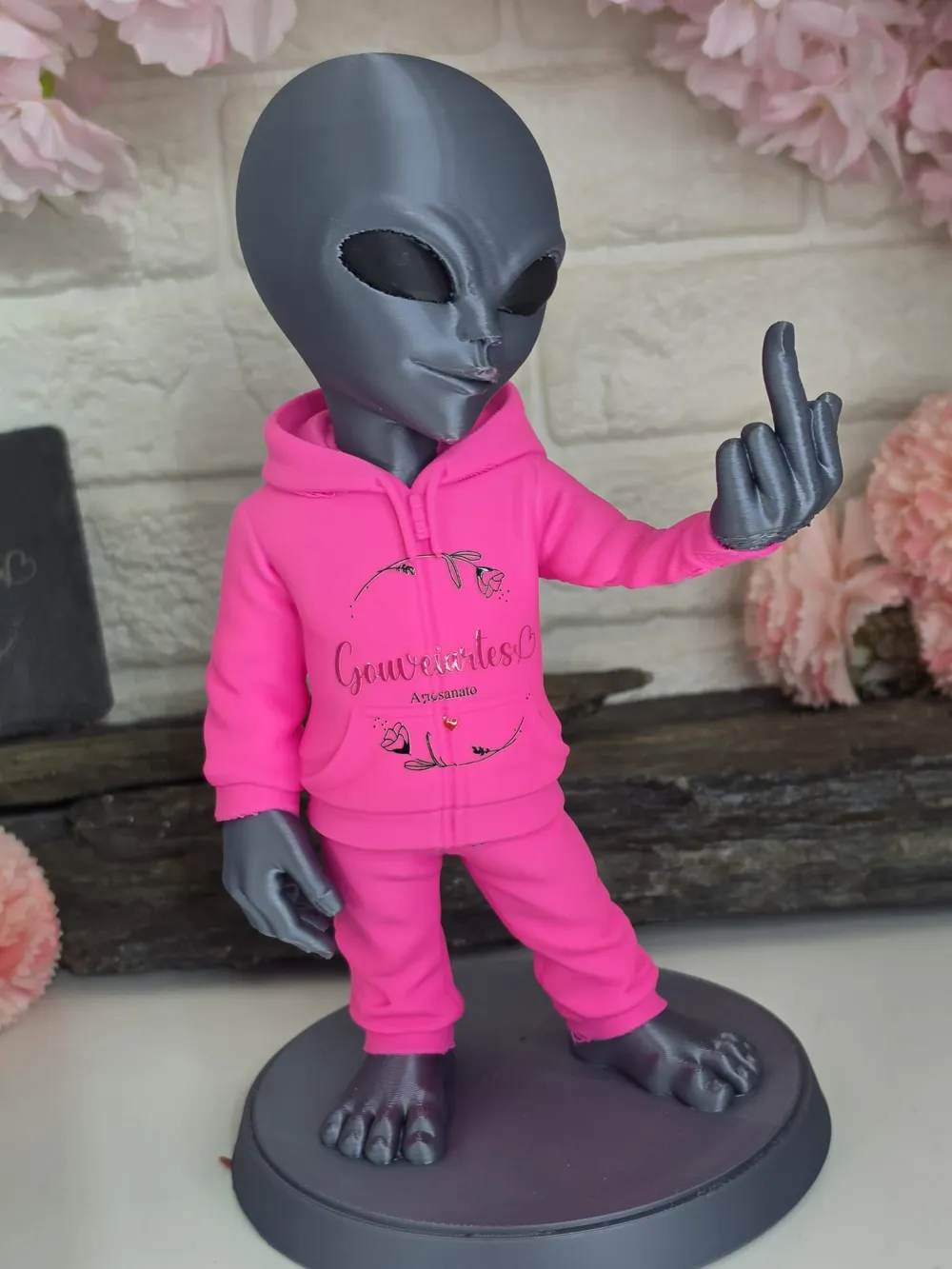 Alien middle finger - Free 3D Print Model - MakerWorld